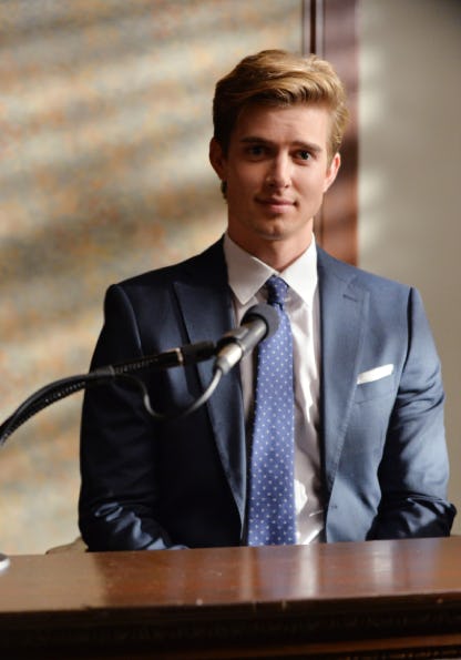 Who Is Charles DiLaurentis On 'Pretty Little Liars'? This Mysterious ...