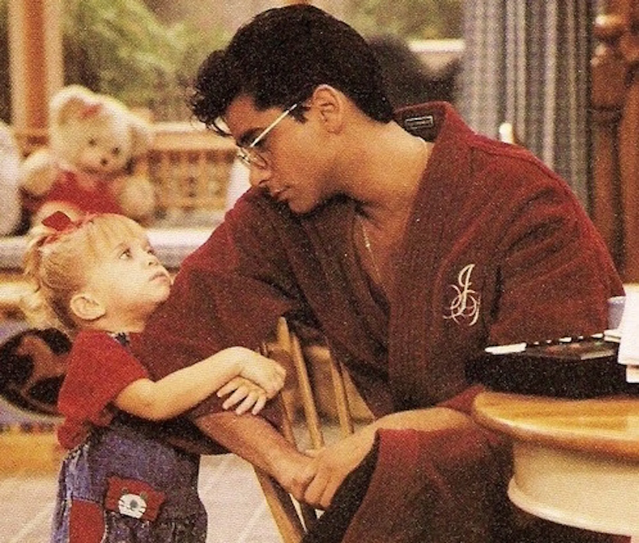 17 Unforgettable Uncle Jesse Outfits From 'Full House' That Prove John ...