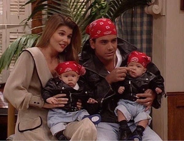 17 Unforgettable Uncle Jesse Outfits From 'Full House' That Prove John ...