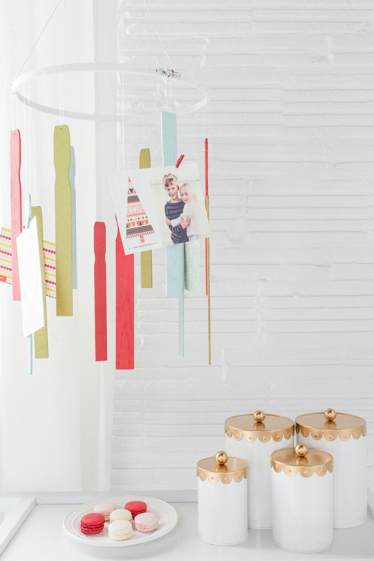 6 Ways to Turn Christmas Cards Into Festive Decorations, Because How ...