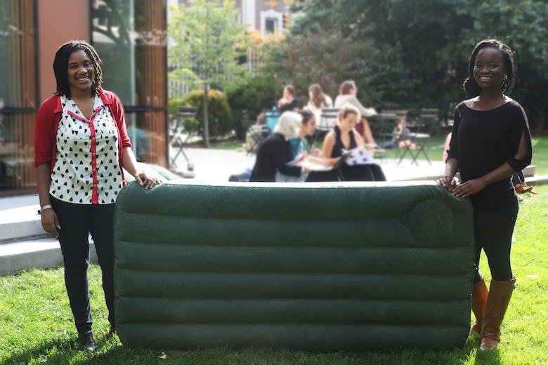 12 Powerful Reasons Why College Students Chose to "Carry That Weight ...