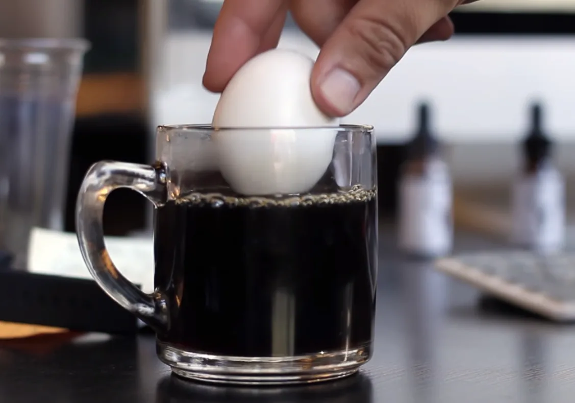 Office Food Hacks That Will Transform Your Sad, Pathetic Desk Lunch ...