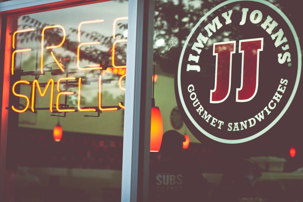 The 10 Best College Fast Food Restaurants Ranked, For The Broke But ...