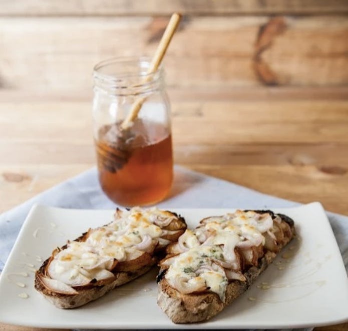 15 Unique Ways To Eat Toast, Because You Can Do Better Than Plain ...