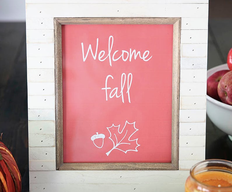 22 Free Fall Printables For Your Home That Perfectly Show Off The ...