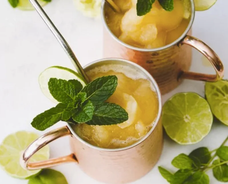 9 Frozen Drink Recipes Perfect For Blending Up On Warm, Sunny Spring Days
