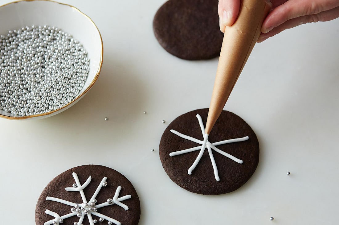 How to Make Christmas Cookies That Are Beautiful And Don't Taste Like ...