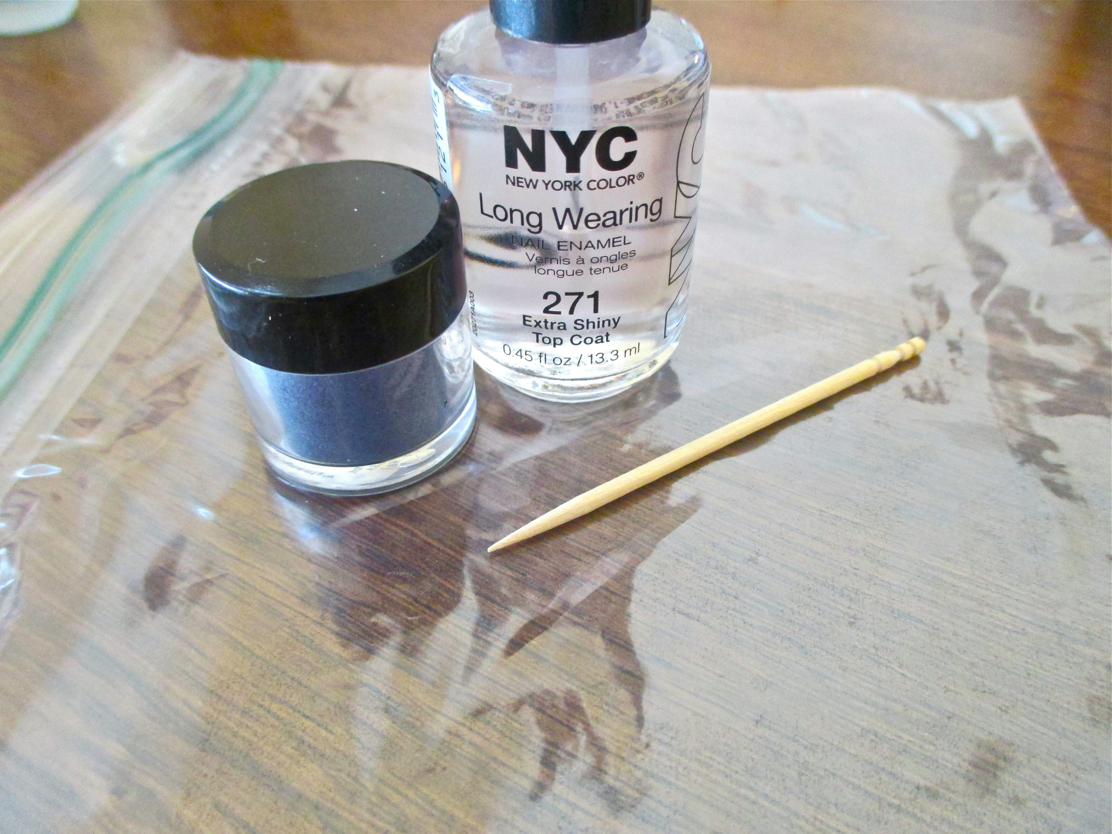 How To Make Nail Polish With Pigments For A Custom, One-Time Use Color ...