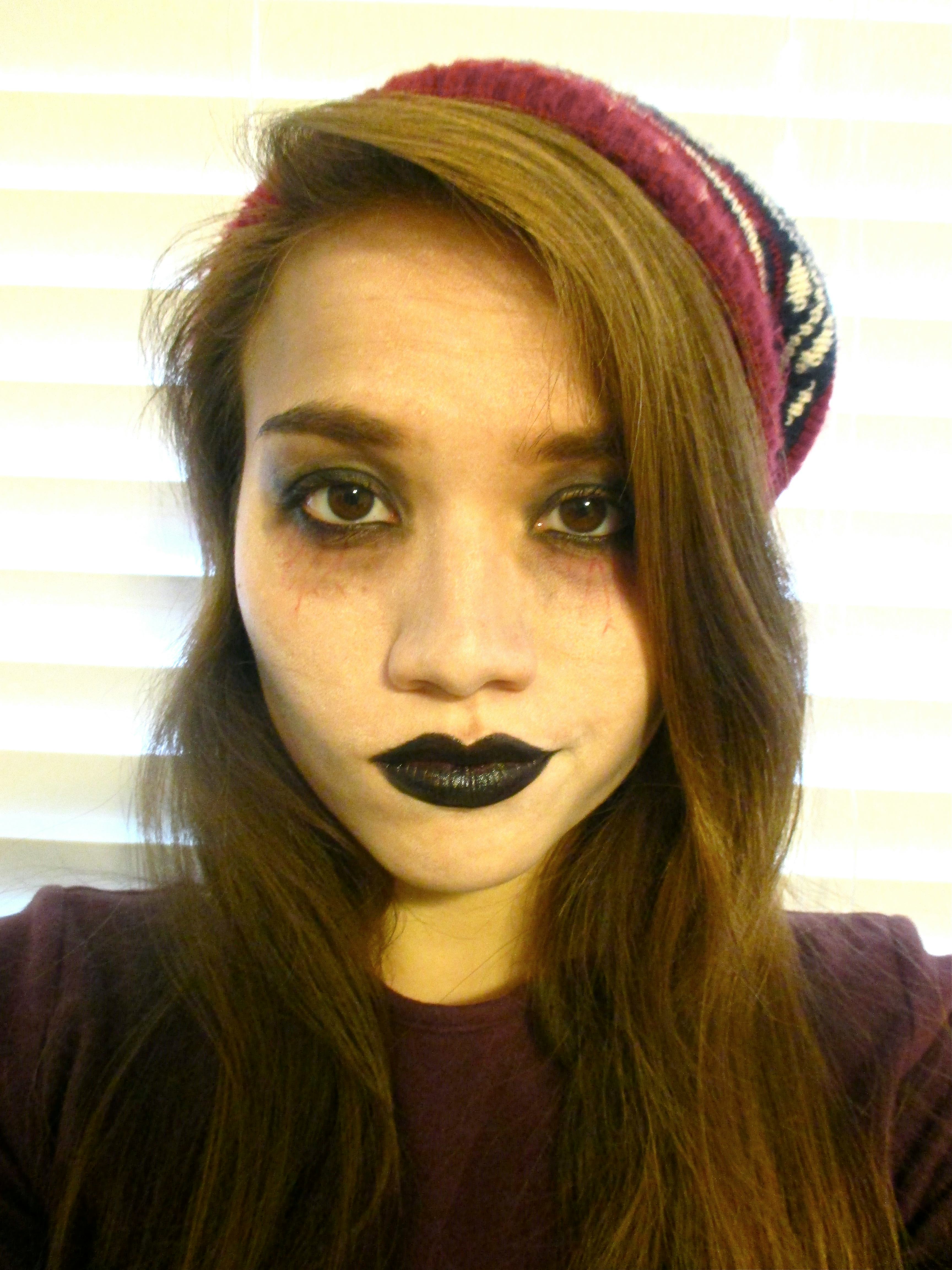 Zombie Halloween Costume Variations For Easy Extra Touches That'll Take ...