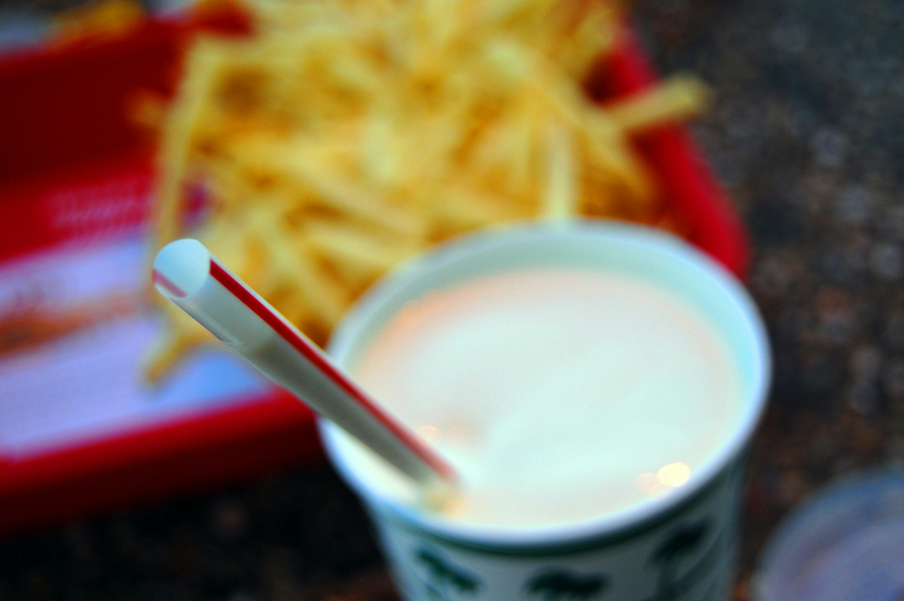 7 Fast Food Hacks To Make Your Chipotle, Starbucks, and Shake Shack ...