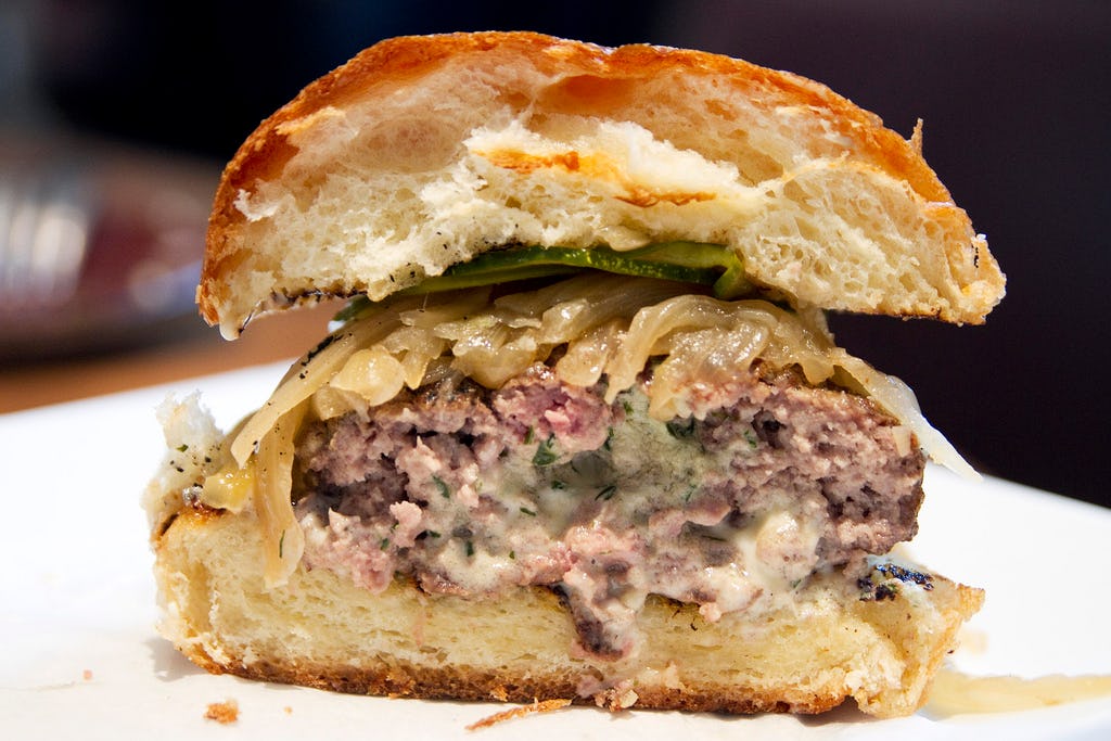 6 Easy Burger Hacks That Will Help You Win Memorial Day Weekend In The ...