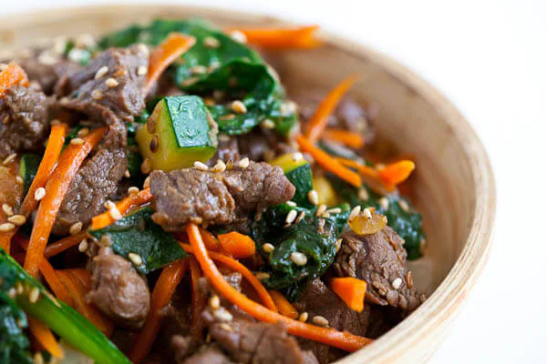 18 Easy One-Bowl Recipes That Make Mealtime A No-Brainer