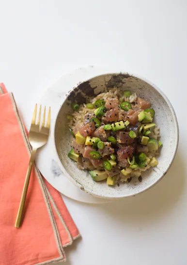 18 Easy One-Bowl Recipes That Make Mealtime A No-Brainer