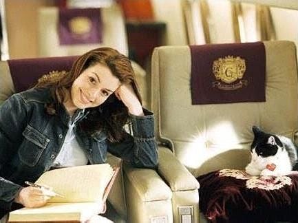 8 Reasons Why 'The Princess Diaries' Fat Louie Was The Real Star Of The ...