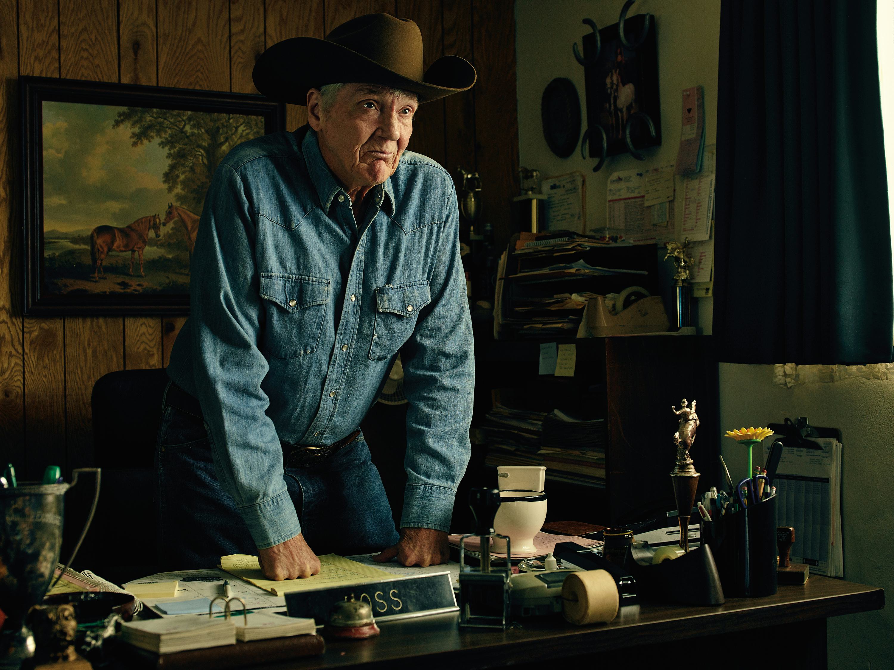 The 'Baskets' Cast Includes Zach Galifianakis & A Host Of New Performers