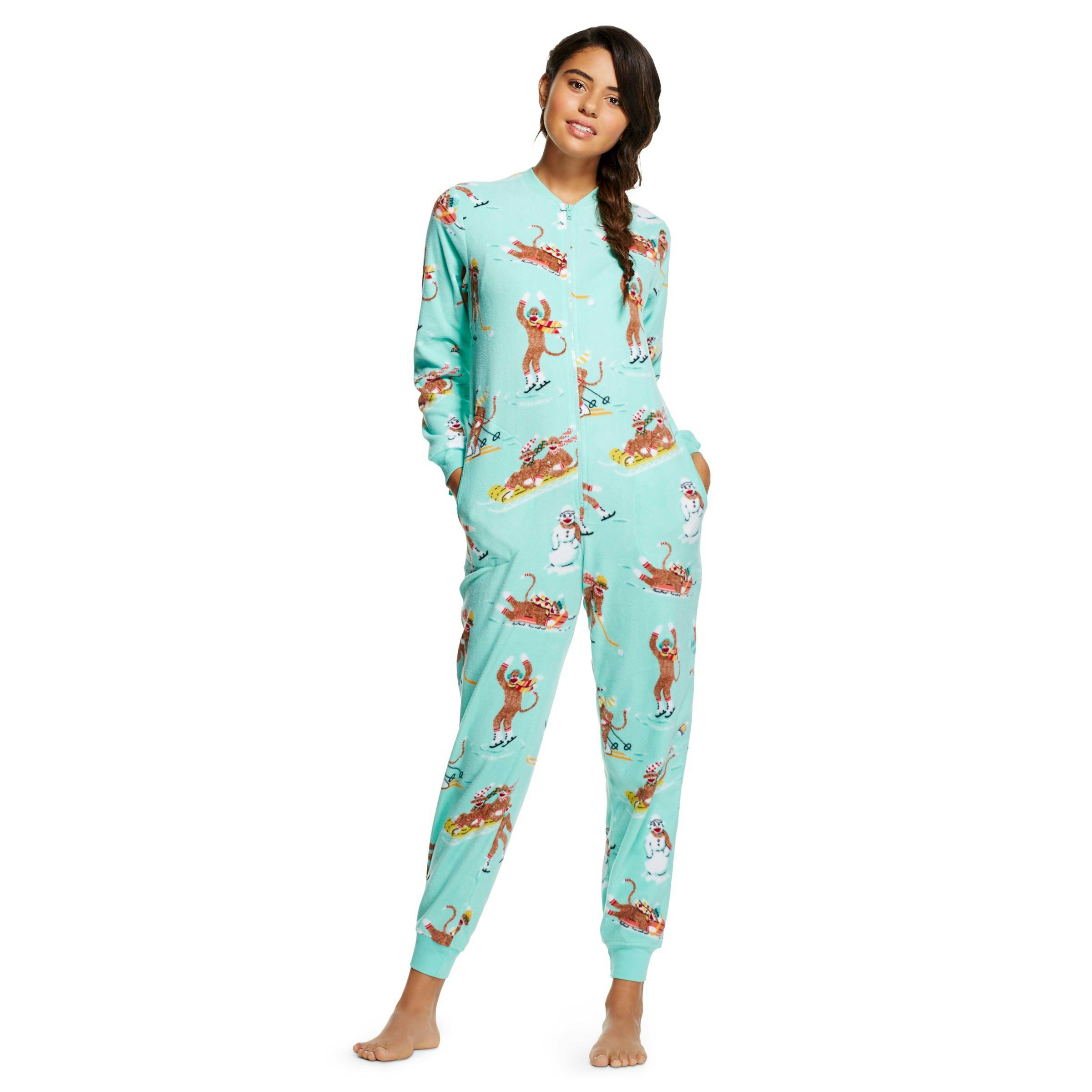 10 Cozy Onesie Pajamas To Gift Or Keep For Yourself This Holiday Season ...