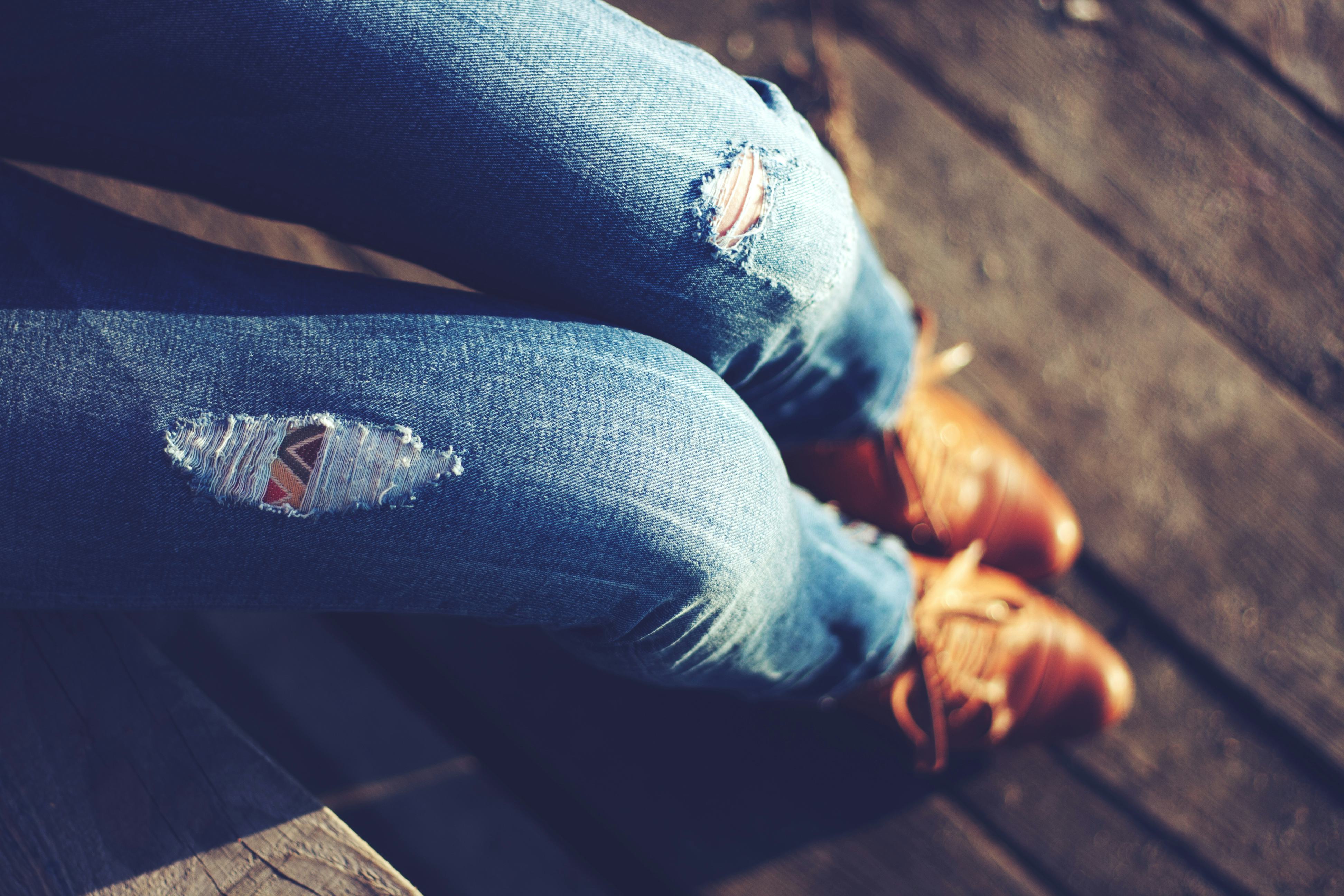 8 Reasons Jeans Are The Worst Because There's Never Enough Stretch