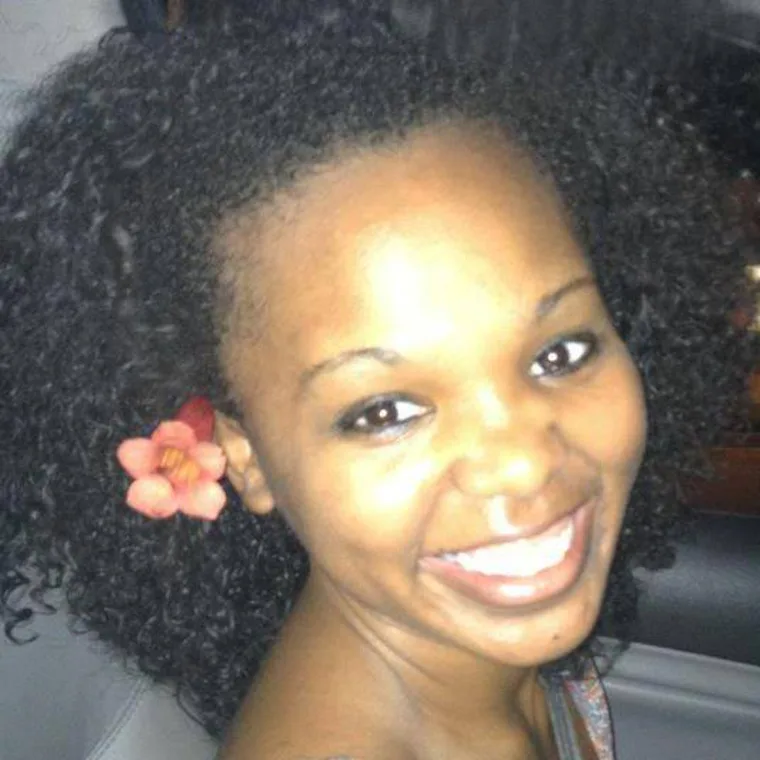 17 Women Discuss The Physical Traits They've Grown To Embrace, From ...