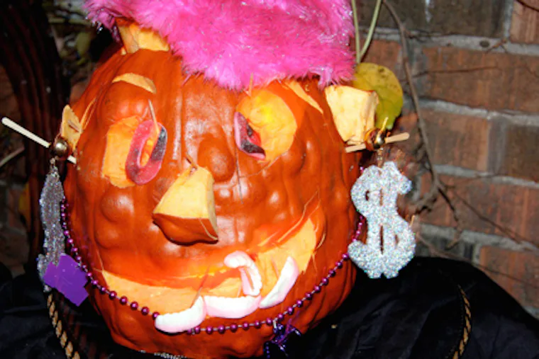 8 Pumpkin Carving Fails That Are Beyond Hilarious, So Happy Halloween
