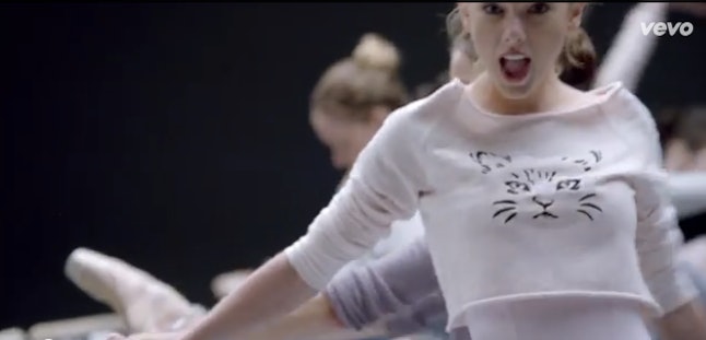 Taylor Swift's "Shake It Off" Music Video Looks, Ranked From ...