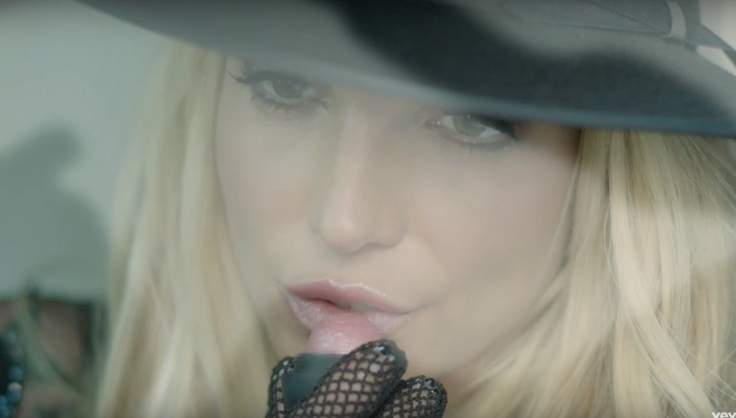 Britney Spears’ “Make Me” Music Video Is A Britney Fan’s Dream Come ...