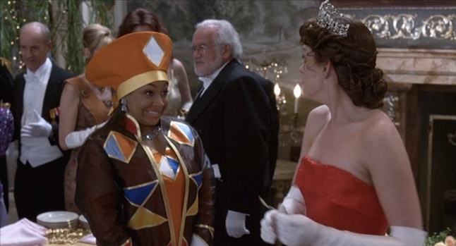 18 Moments In 'The Princess Diaries 2: A Royal Engagement' So Strange ...