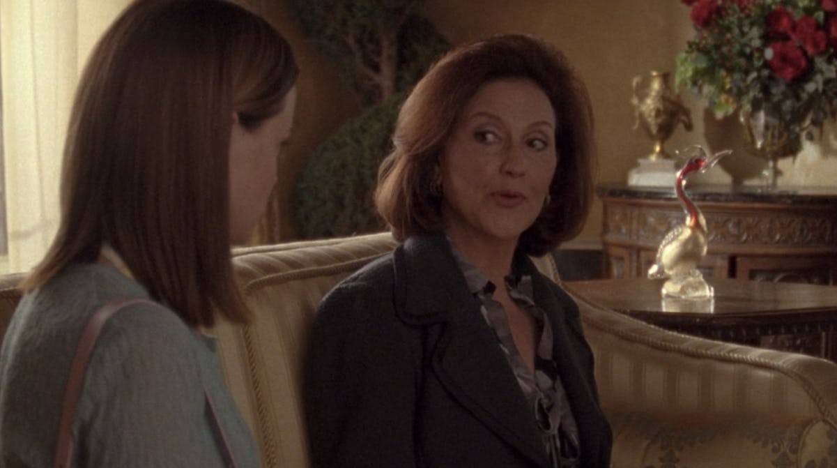 37 Emily Gilmore Moments That Prove She Should Be Your Favorite ...