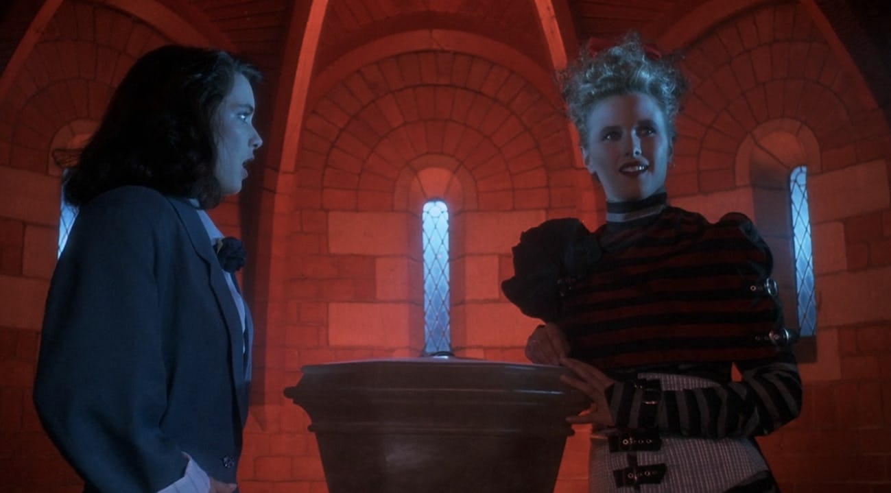 26 Crazy Moments From 'Heathers' That Are Almost As Insane As The Plot