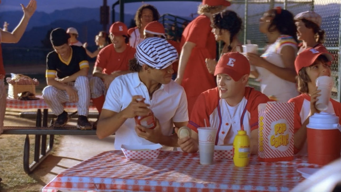 14 Things You Never Noticed In 'High School Musical 2' The First Time ...