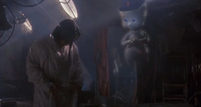 28 Things You Notice When You Re-watch The Halloween Classic, 'Casper'