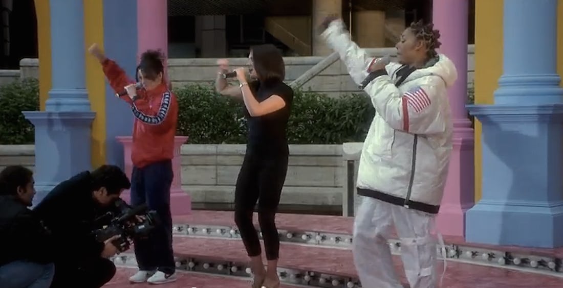 34 Baffling 'Spice World' Moments That You Probably Overlooked During ...