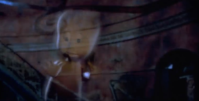 28 Things You Notice When You Re-watch The Halloween Classic, 'Casper'