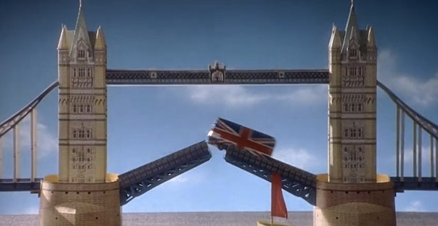 34 Baffling 'Spice World' Moments That You Probably Overlooked During ...