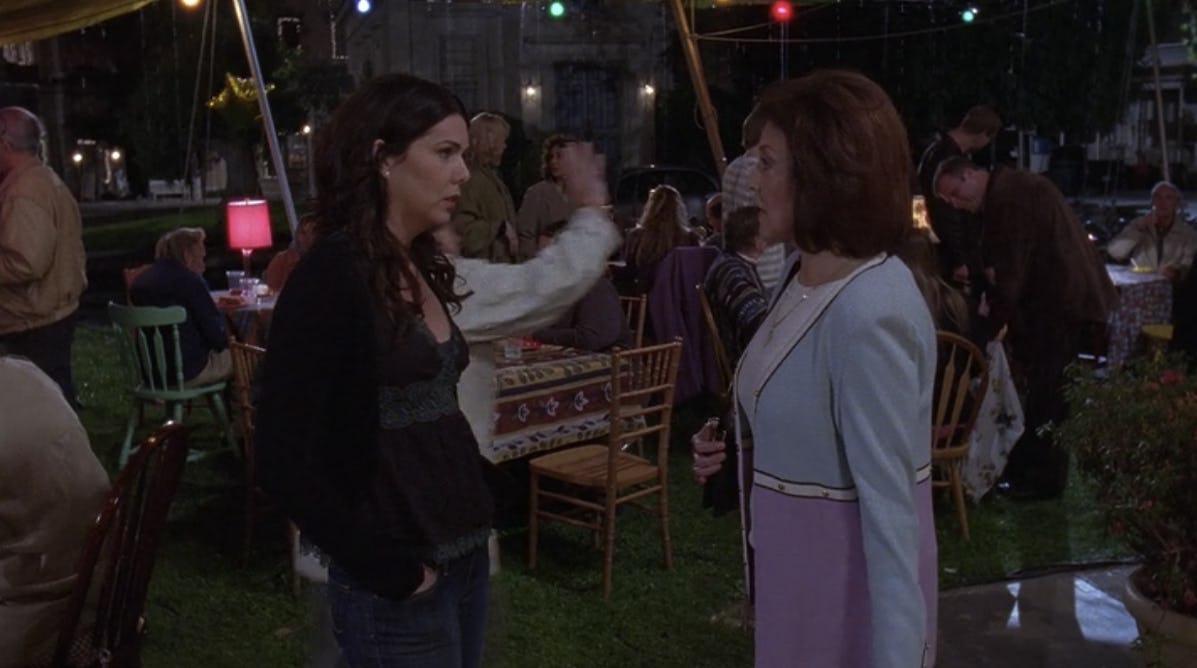 37 Emily Gilmore Moments That Prove She Should Be Your Favorite ...