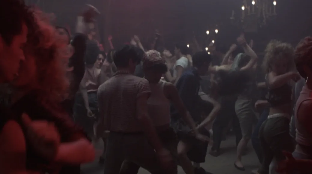 23 Absurd Things In 'Dirty Dancing', Because Just Because It's The Time ...