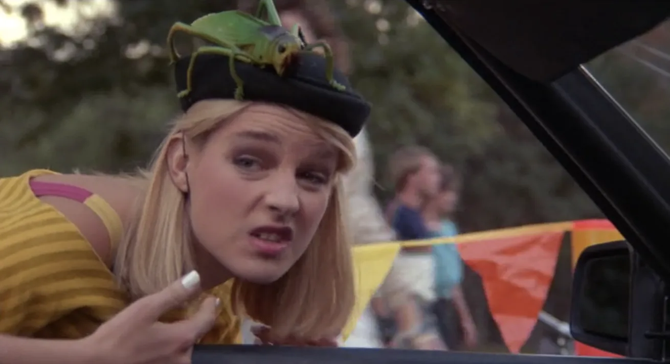 22 Ridiculous Things In 'Girls Just Wanna Have Fun' That Make The Movie ...