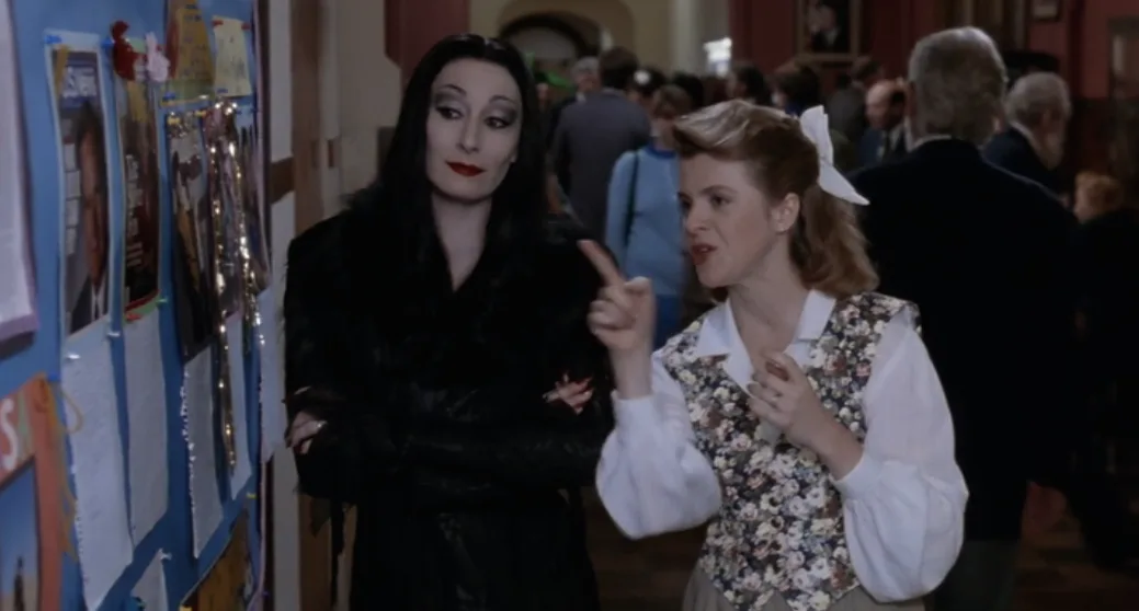33 Realizations You Have Watching 'The Addams Family' As An Adult ...