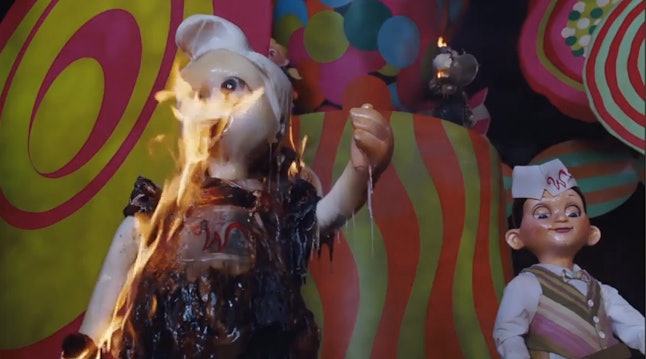 Watching 'Charlie And The Chocolate Factory' As An Adult — 20 Absurd ...