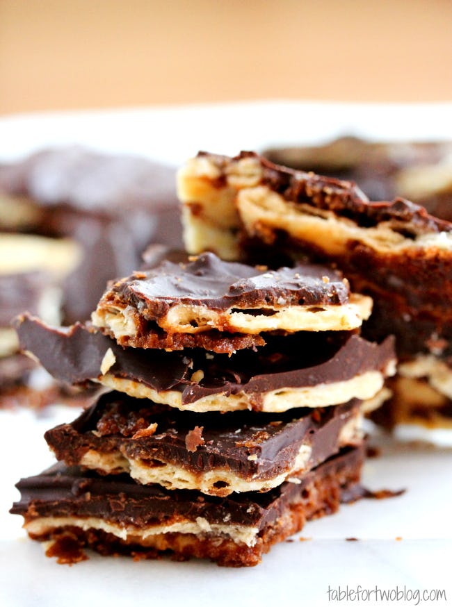 12 Cracker Topping Ideas That Will Make You Feel Extra Fancy