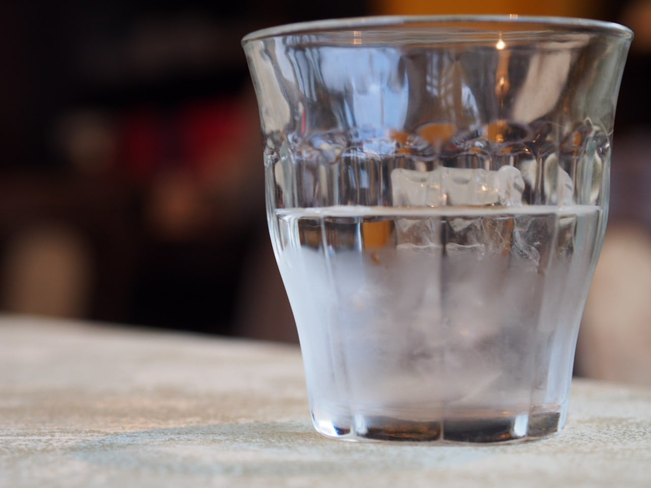 How To Drink Alcohol & Be Healthy At The Same Time With 7 Easy Tips