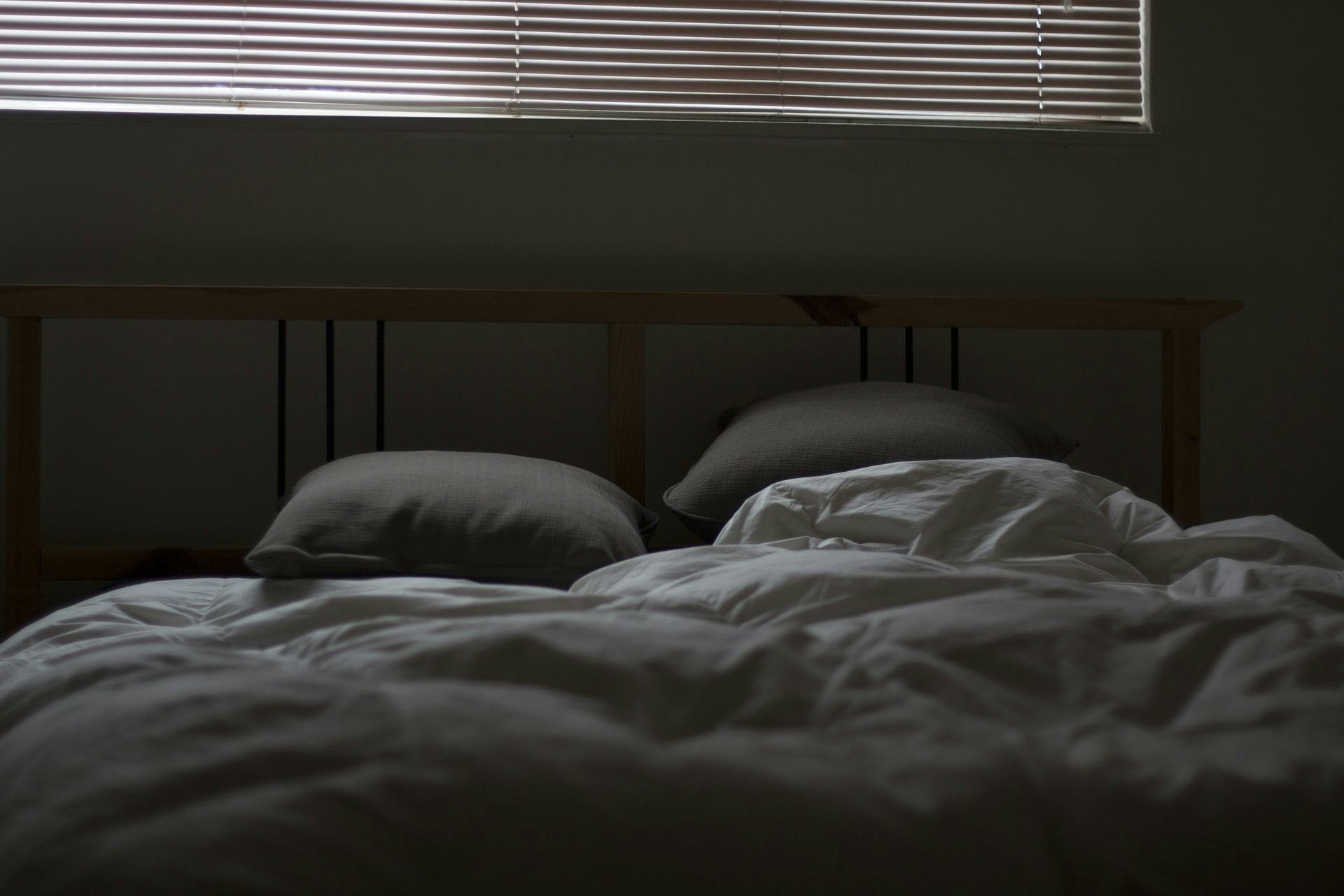 11 Reasons You're Waking Up Tired In The Morning & How You Can Fix It