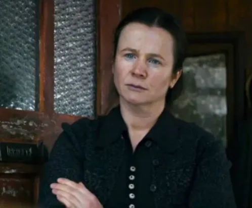 11 Literary Characters Who Are Grumpier Than Scrooge, and Could Use ...