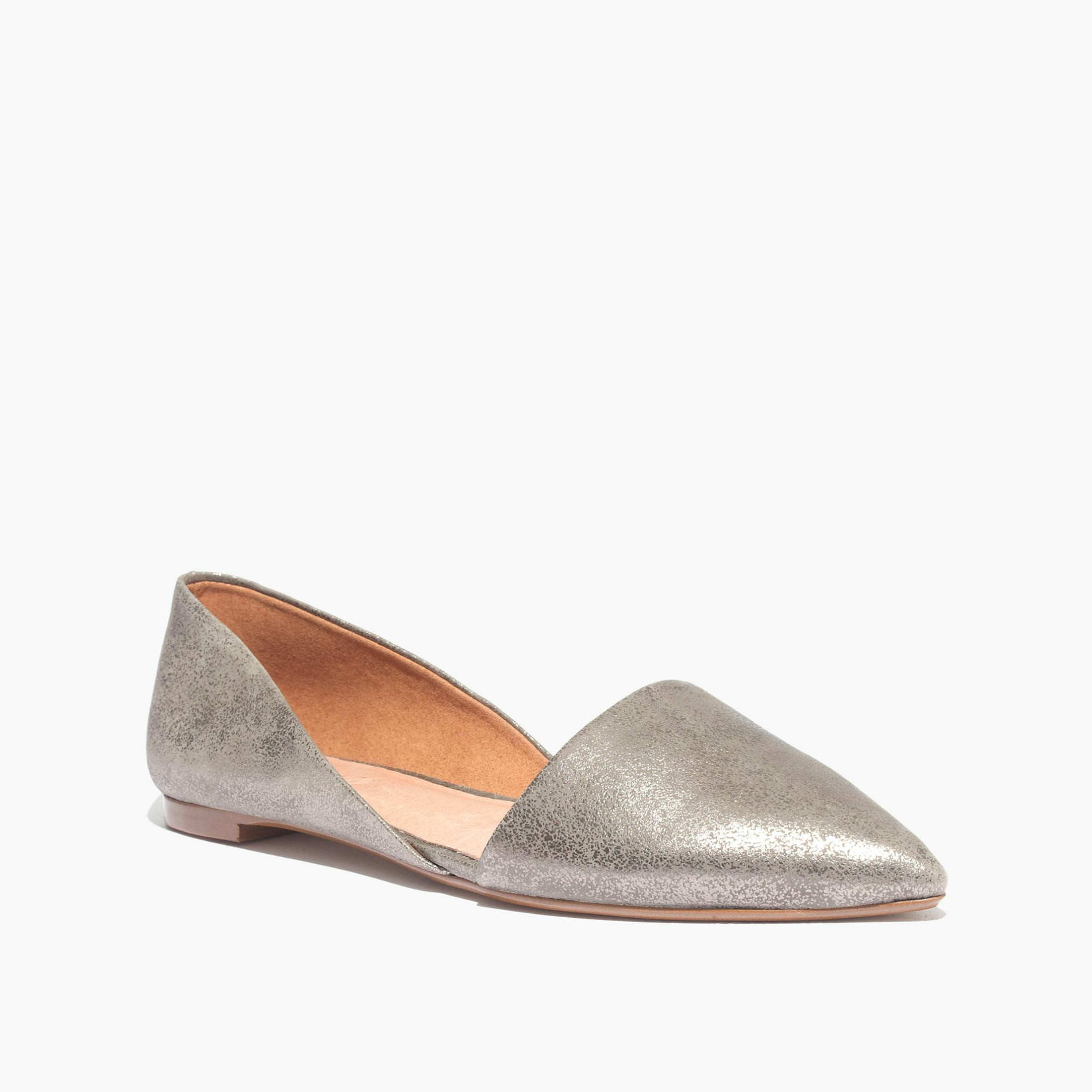 25 Trendy Flats For Fall That Won't Have You Feeling Like Your ...