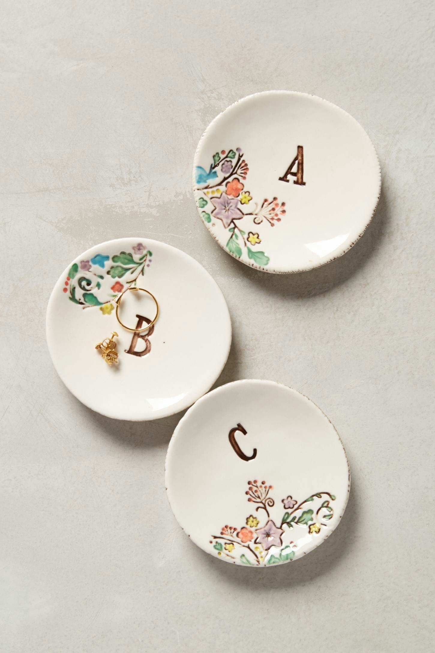 23 Monogrammed Gifts For Friends & Yourself This Holiday Season — PHOTOS