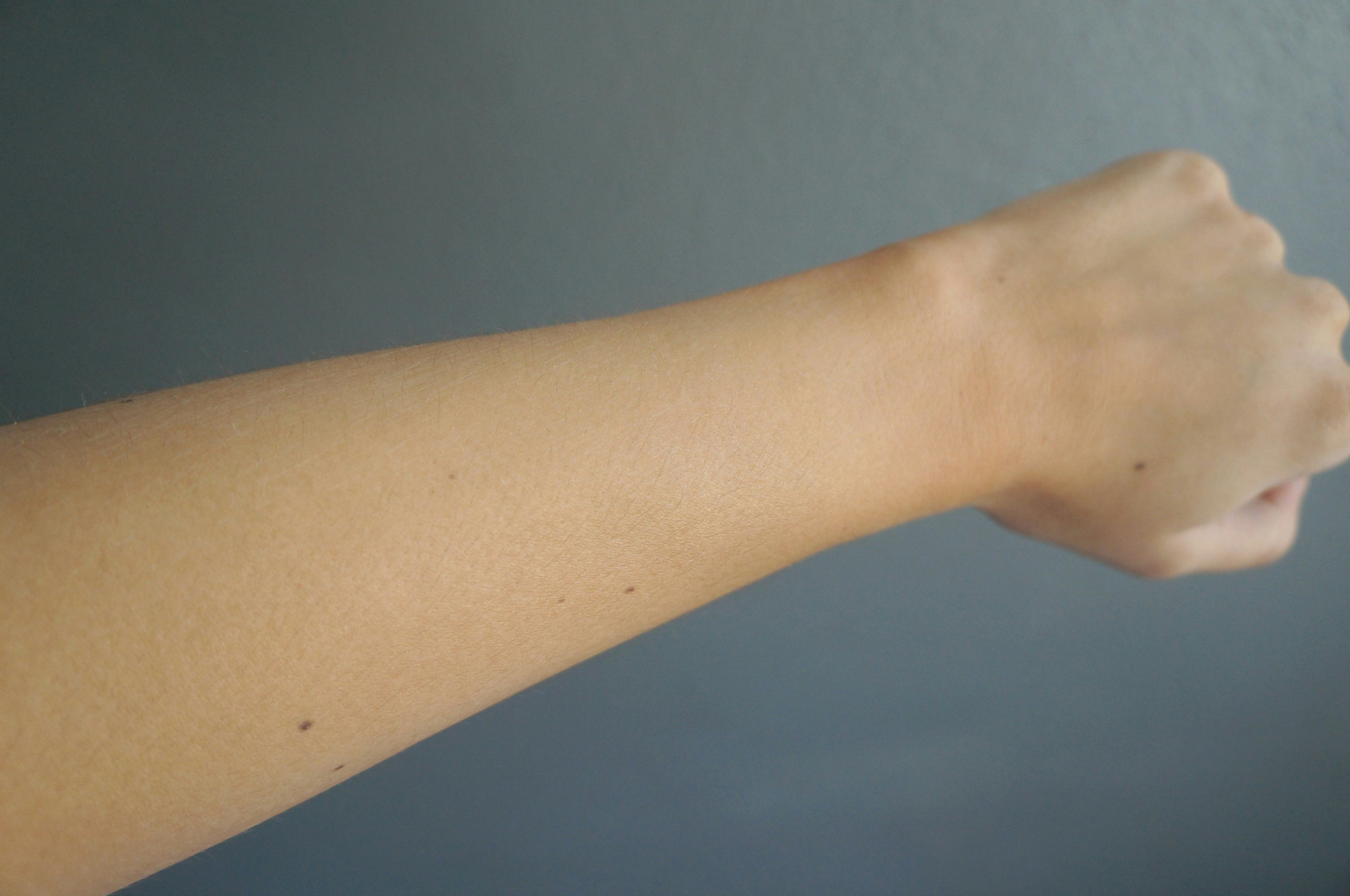 Testing Natural Vs. Regular Sunscreen For A Day Helped Me See The ...