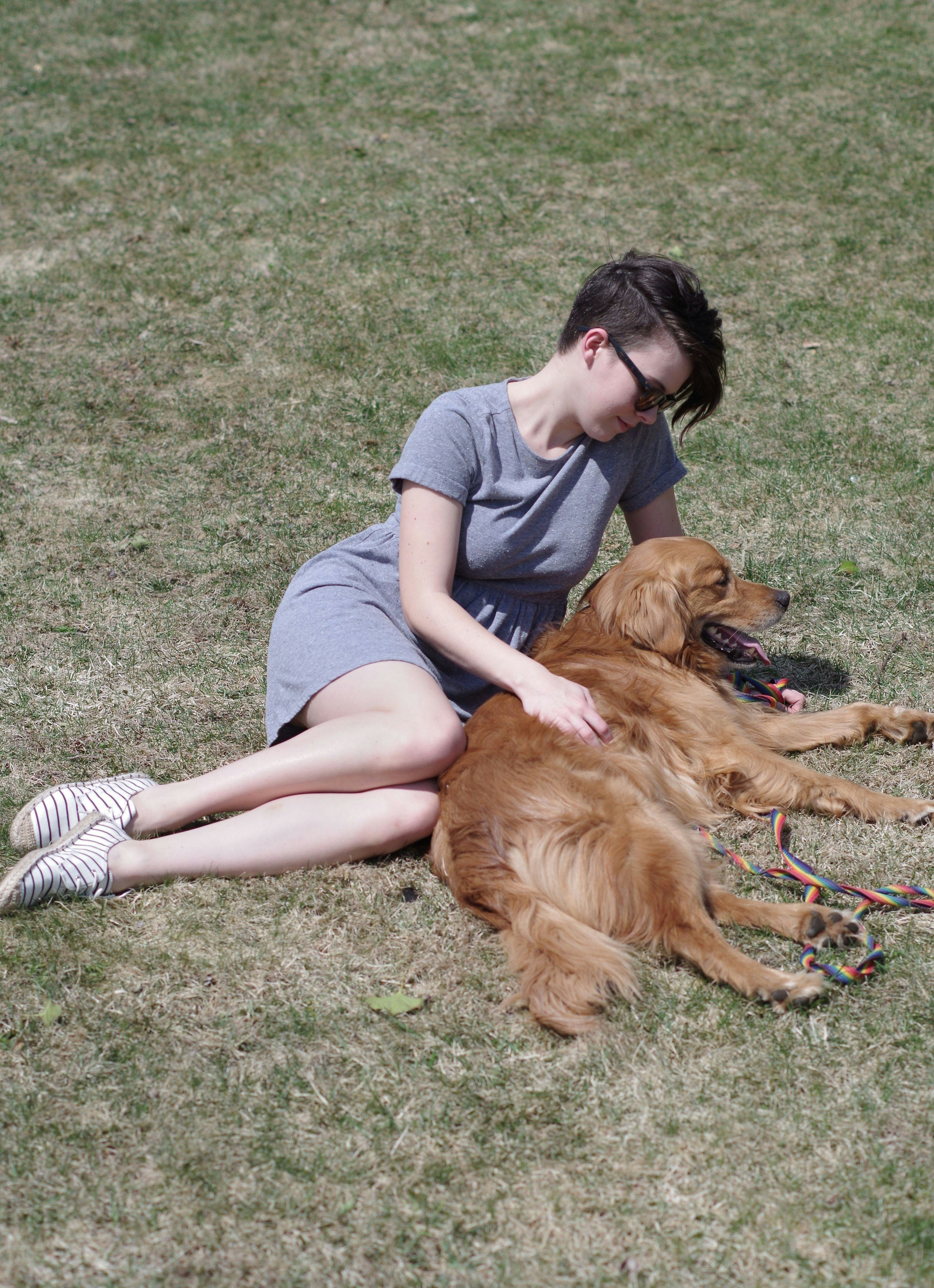 5 Cute Dog Walking Outfits for Every Kind of Outing With Your Pup