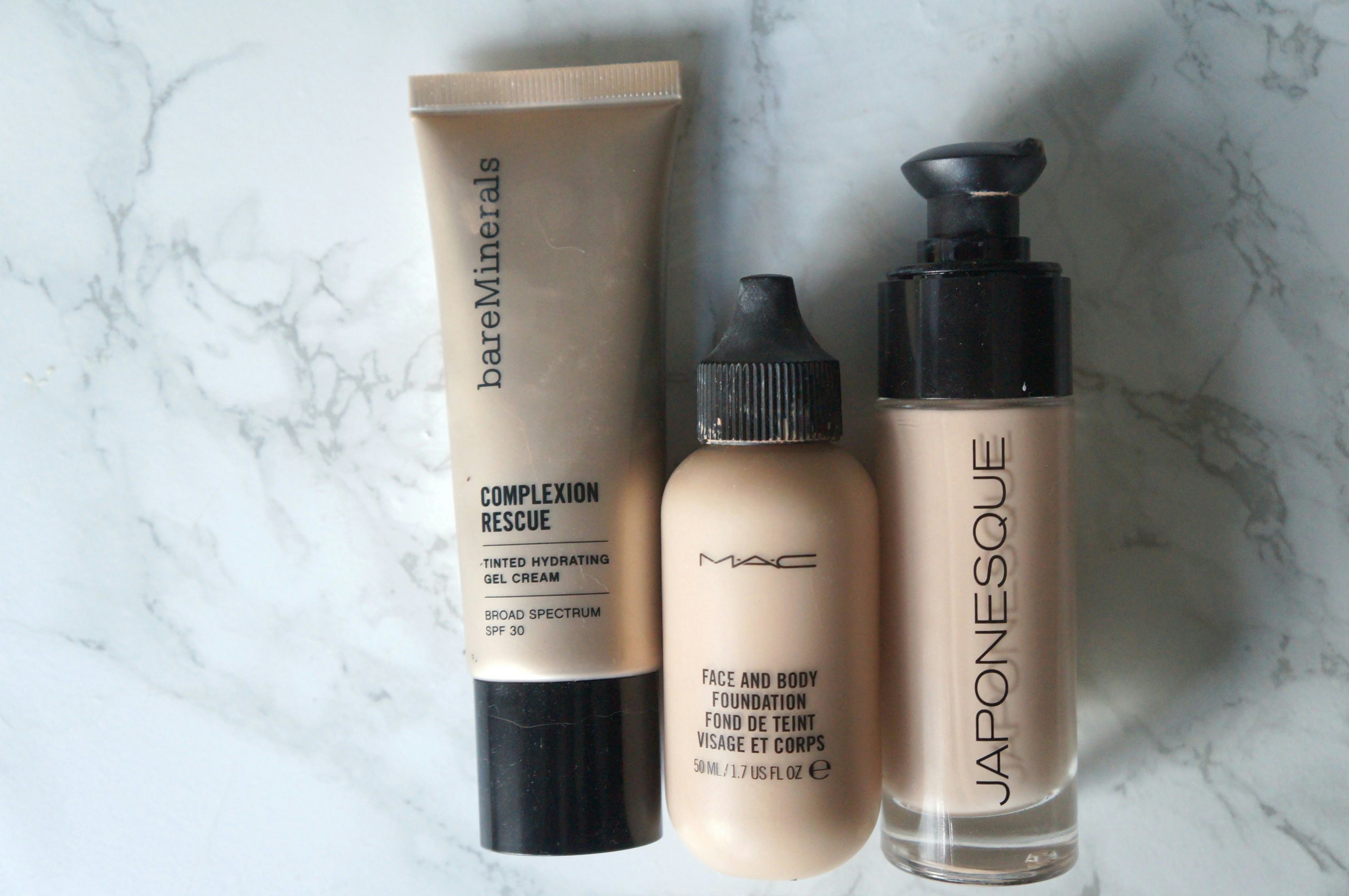 How To Apply Makeup On Dry Skin So You Don't End Up With Major Flaking ...