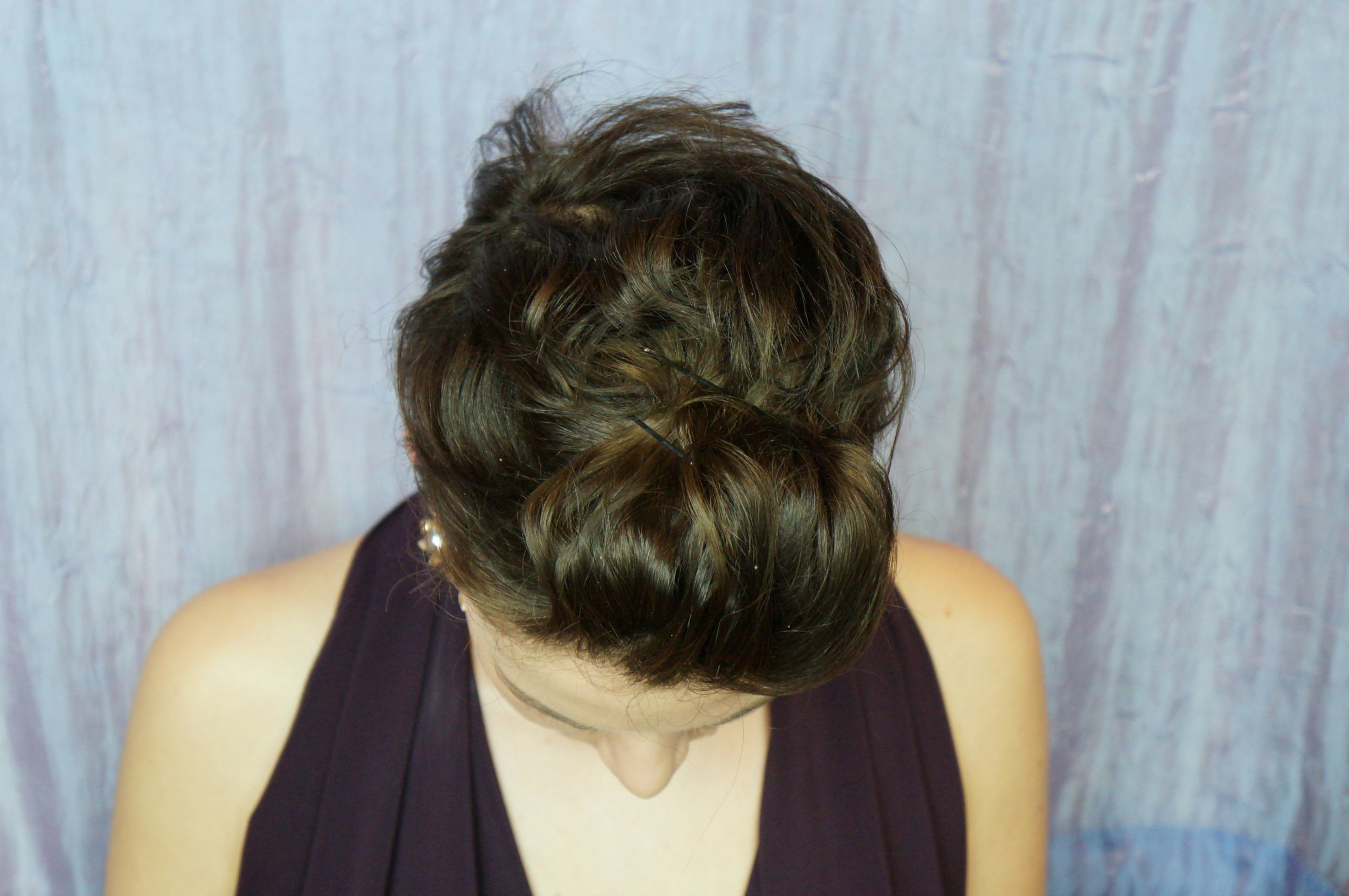 4 Short Hairstyles For Prom that Prove Pixie Cuts Can Be Extremely Glam