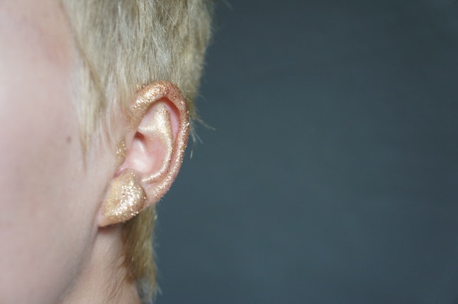 I Tried The Ear Makeup Trend To See If It's Something You Should Ever ...