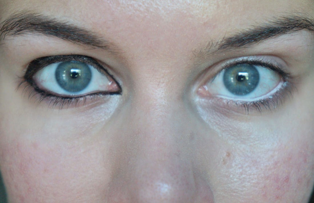 How To Make Small Eyes Look Bigger With Just A Few Simple Makeup Hacks